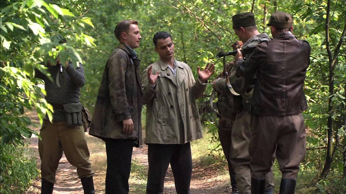 Czas honoru: odc. 3 – Starzy znajomi - serial telewizyjny, Oglądaj na ...