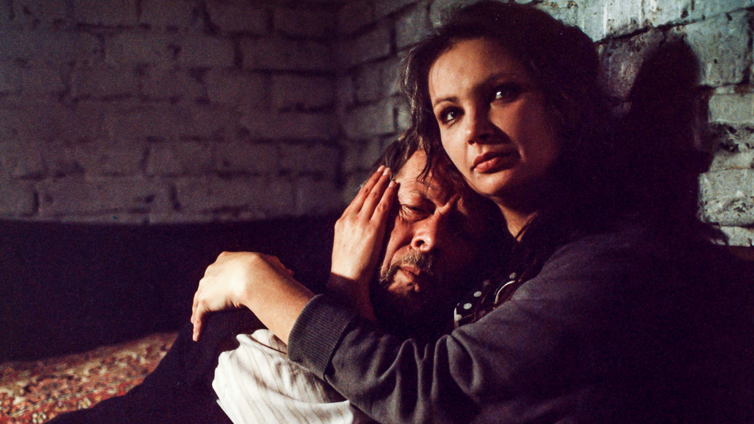 Mistrz i Małgorzata - serial telewizyjny, Oglądaj na TVP VOD